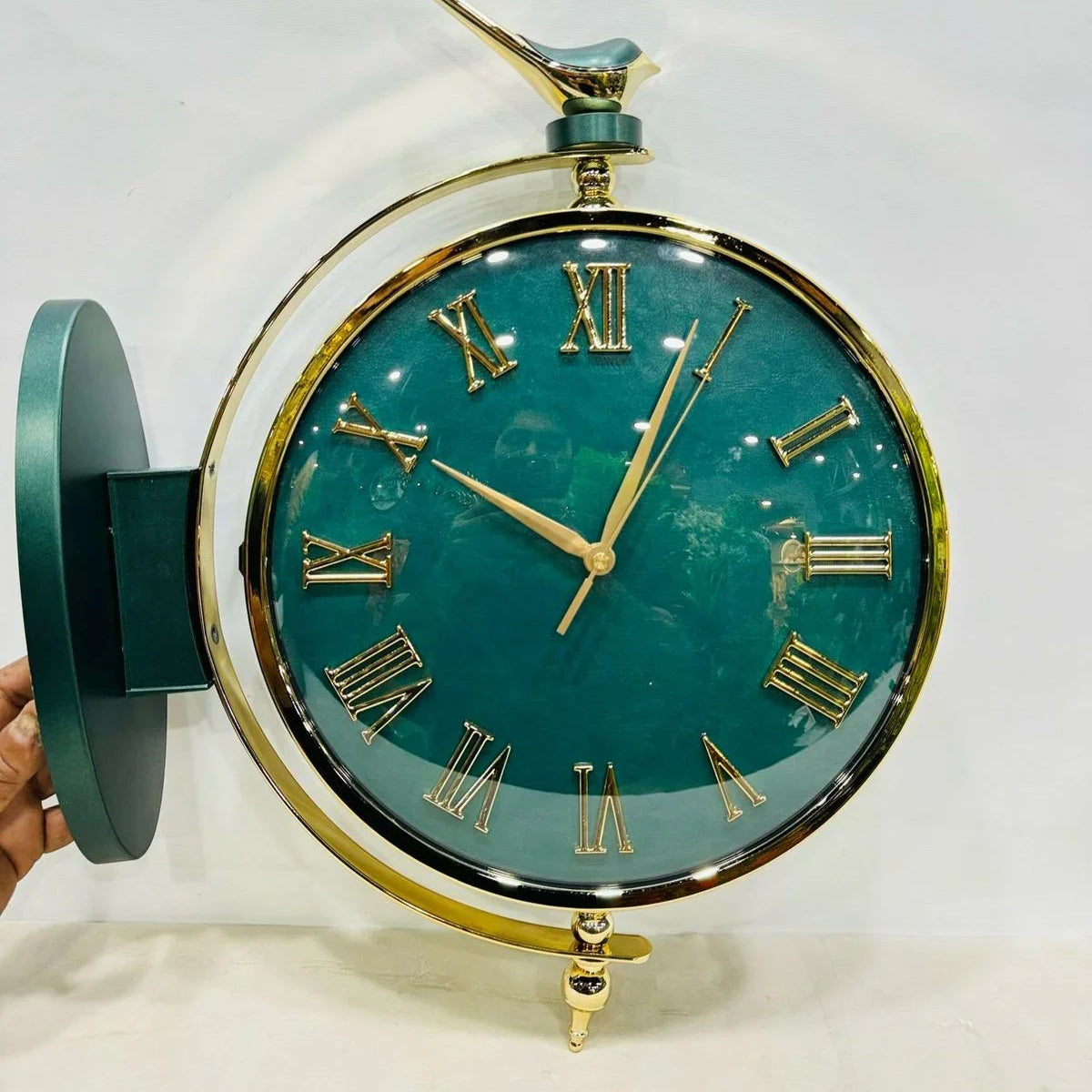 WALL HANGING DUAL FACE CLOCK STYLE 19 – VIIVAZ