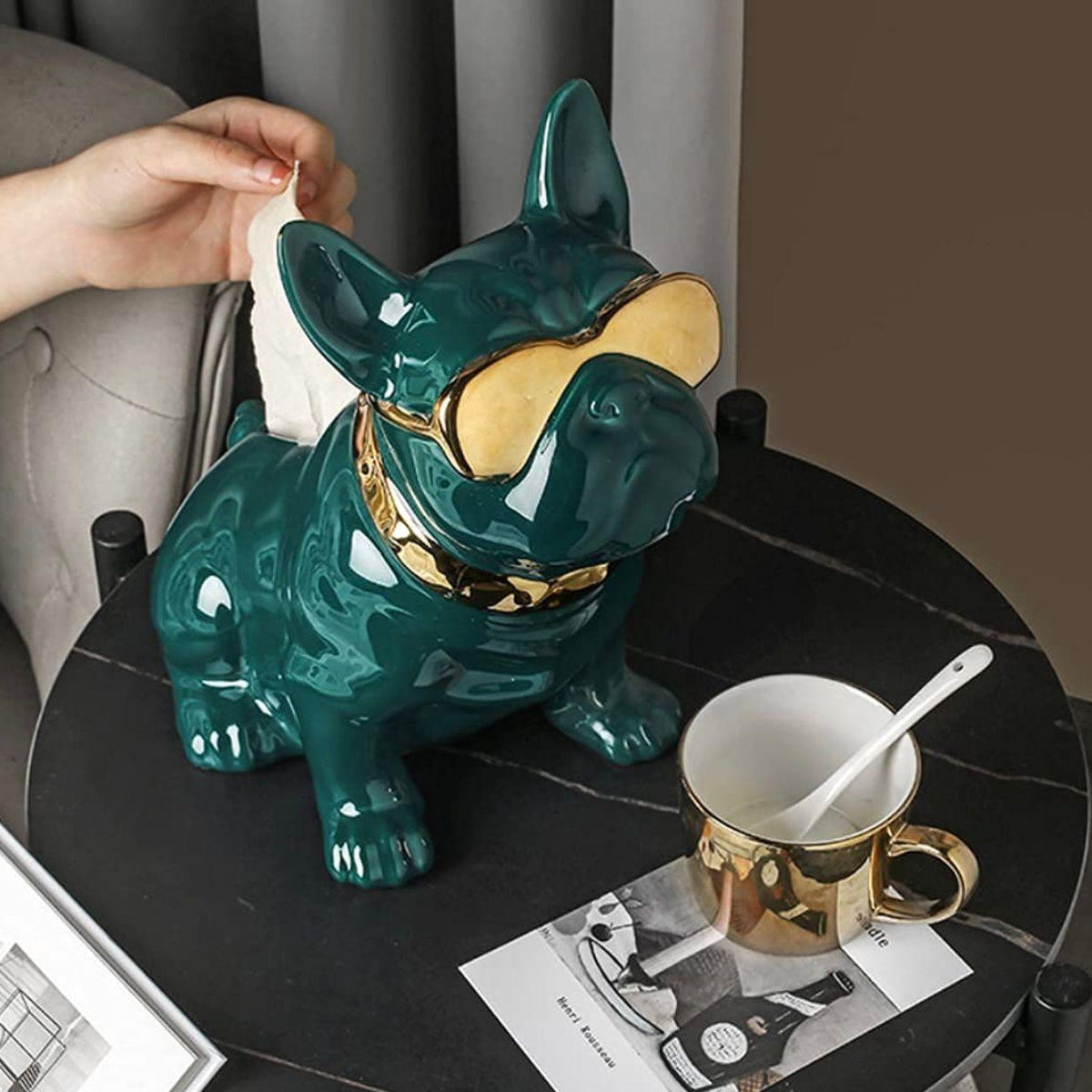 Classy Dog Tissue Holder – VIIVAZ