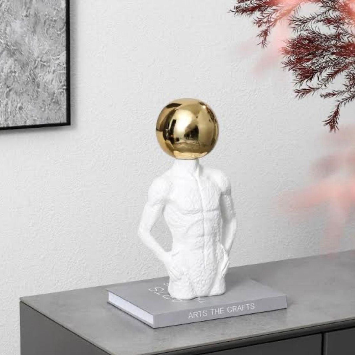 ELECTROPLATED SPHERE HEAD MAN SCULPTURE – VIIVAZ