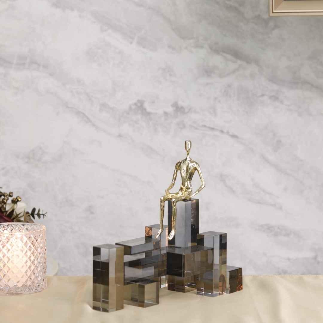 Human Crystal Showpiece Style 2 – VIIVAZ